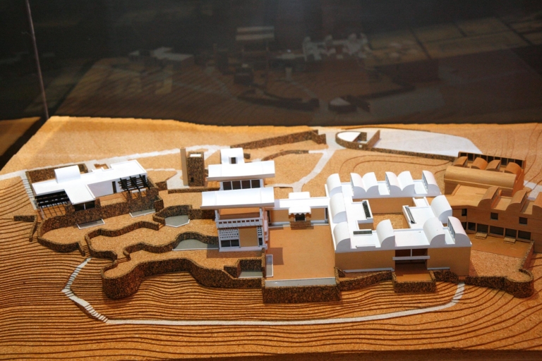 The architect Josep Lluís Sert returns to the island that he loved ...